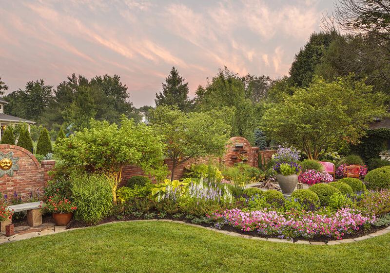 Bright and Bold Garden Colors | Garden Trends, Gardening | Blooming Secrets